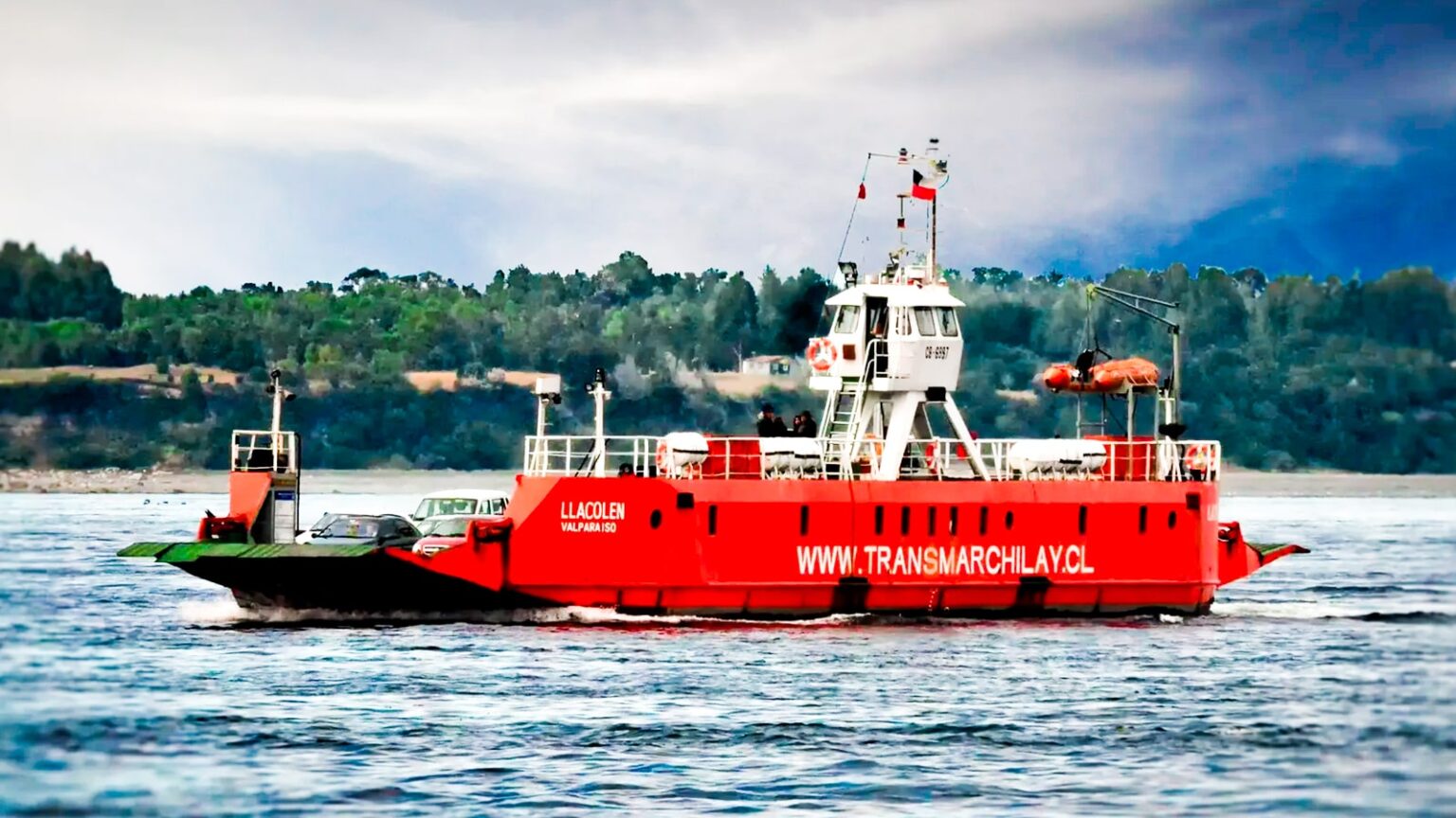 Nuestras Barcazas - Transportes Puelche